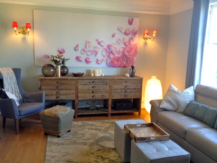 Bright, Spacious, Close To Downtown Victoria, Bc. - Victoria, Canadà