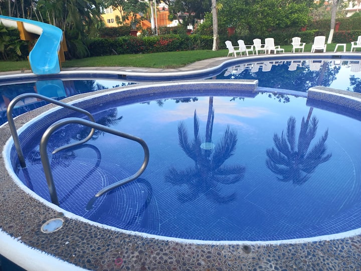 Laurel Del Mar - Ixtapa Zihuatanejo