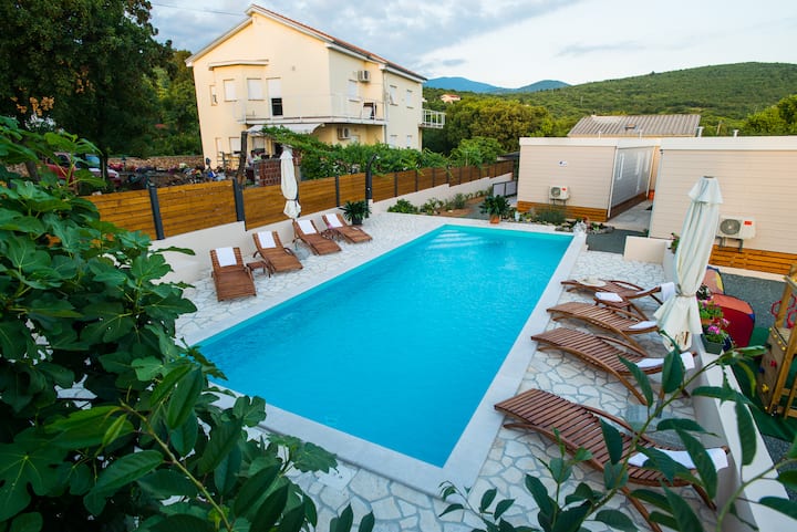 Holiday Home "Trend 4" With Pool - Crikvenica