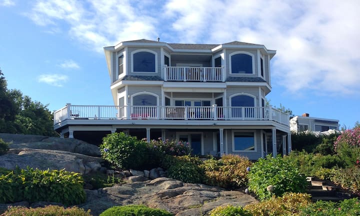 Waterfront Gem On Private Wingaersheek Beach - Ipswich, MA