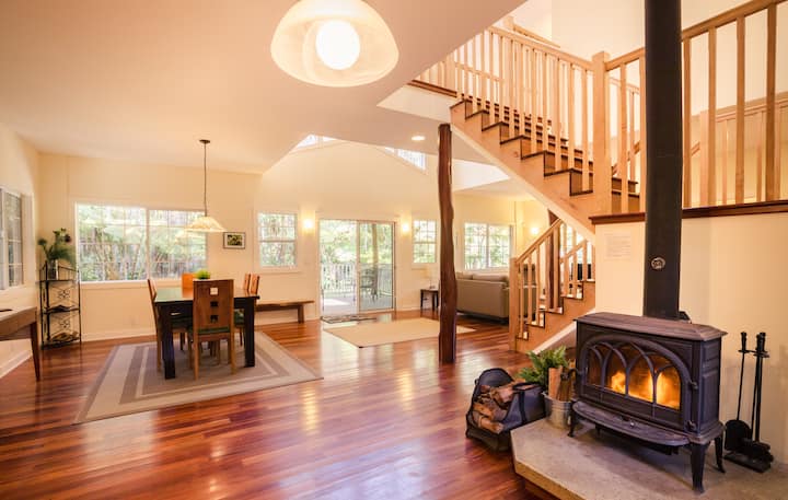 Hale ‘Apapane in beautiful Volcano - Houses for Rent in Volcano, Hawaii ...