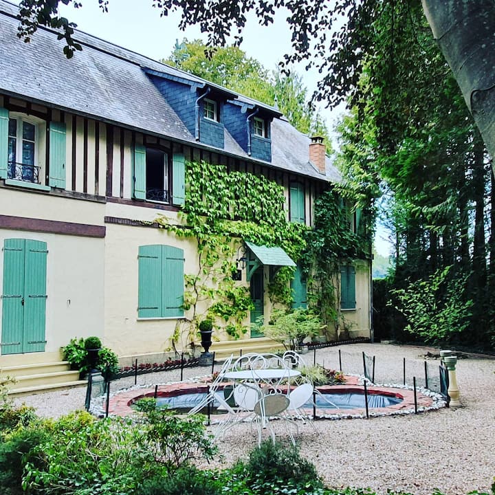 La Ferlande En Auge, Parc Piscinechauffee Couverte - Lisieux