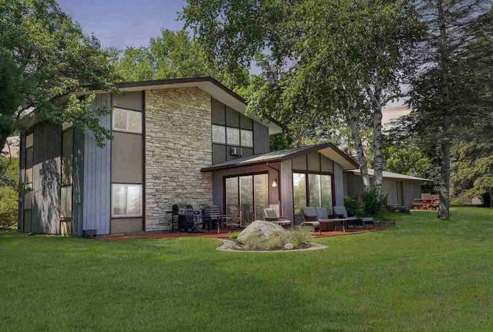 Pure Michigan On Lake Antoine (1st Floor Only) - Niagara, WI