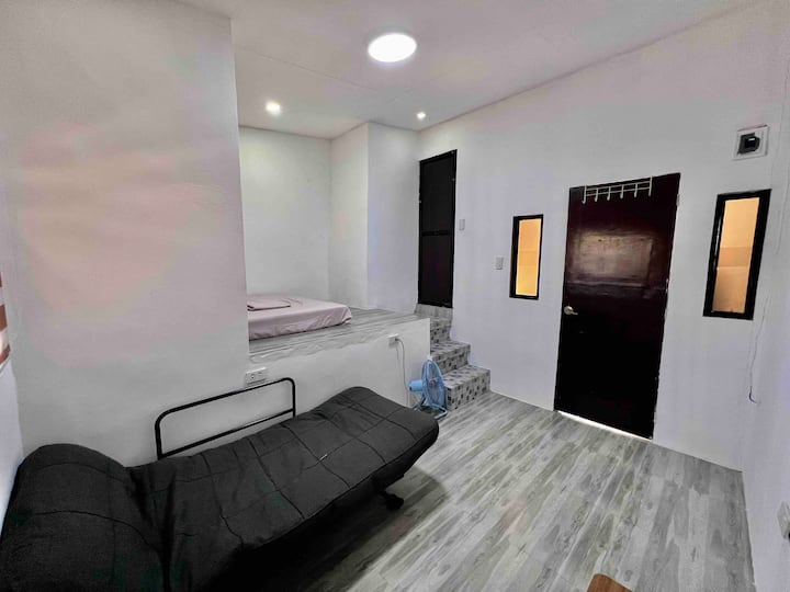 Affordable Clean Transient Home In Alfonso Cavite - Alfonso