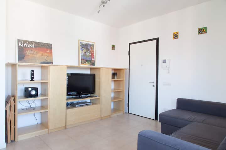Art Apt In Rimini Next To The Beach! - Rimini