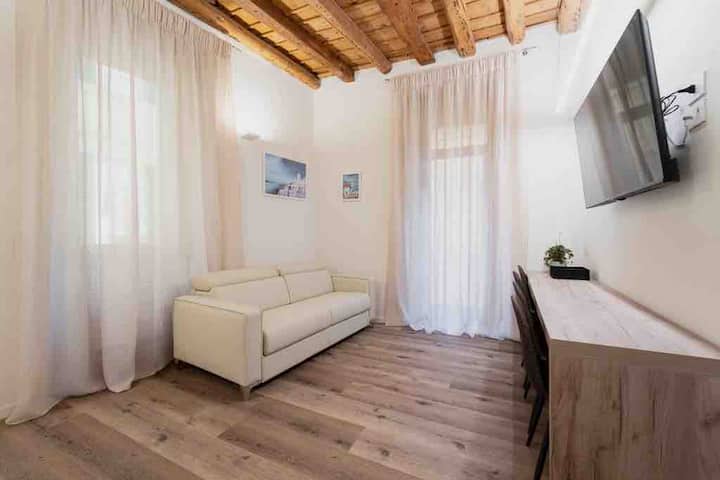 Flores Home - Verona