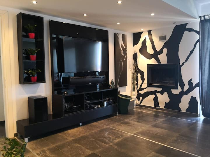 The Apartment 302 Fine Designed Flat. - Larnaca