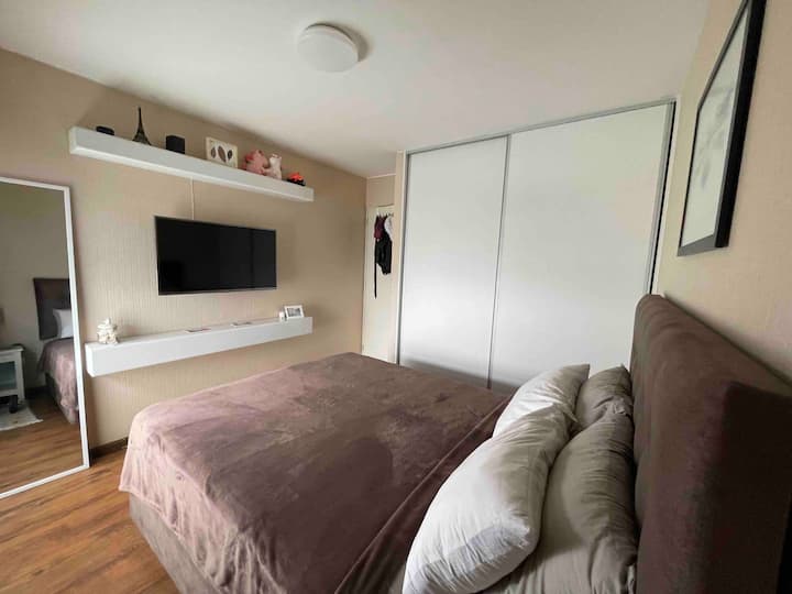 Moderno Apartamento Seguro Y Céntrico En Lima - Lima