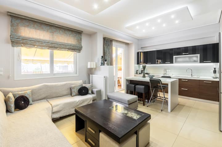 Best Family House,acropolis View, 5 Min From Metro - Athens