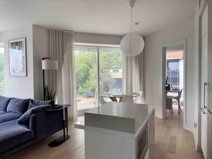 Monthly 1br | Tour Des Canadiens W/ Pool, Spa, Gym - Montreal