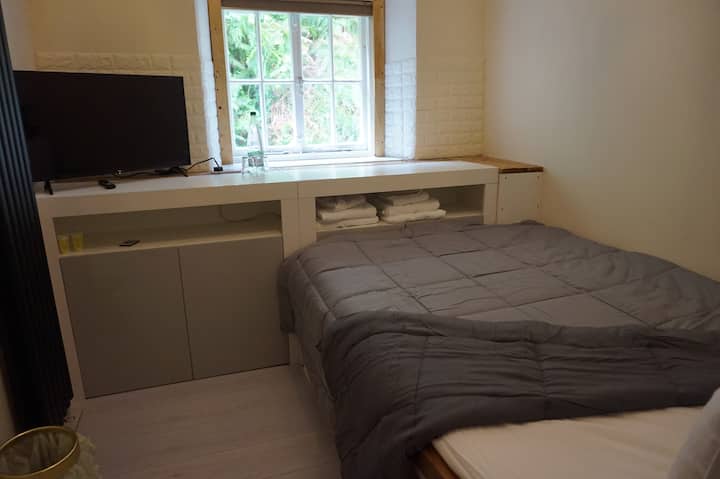 #6 Double Room In A Welcoming Tavern Garden View - Barmouth