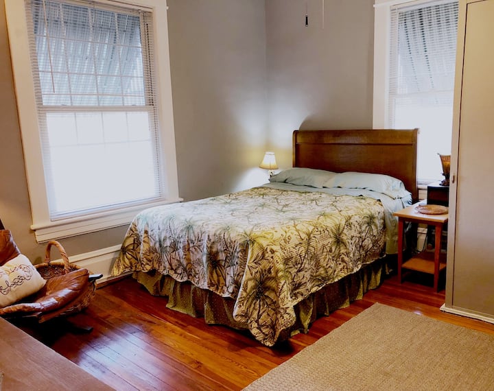 Welcoming Victorian In Historic Sw Roanoke - Roanoke, VA