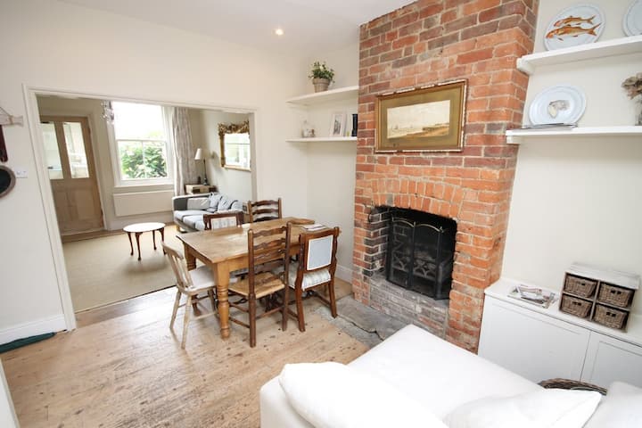 Yarmouth Centre, Cottage, Walk & Relax. - Lymington