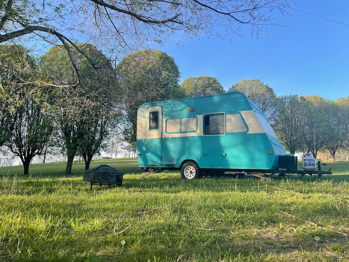 *Glamping Camper* Site Incl. <2 Miles To Track! - Bristol, TN