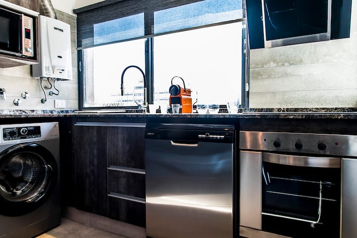 Grande Y Luminoso Departamento Reformado - Mendoza