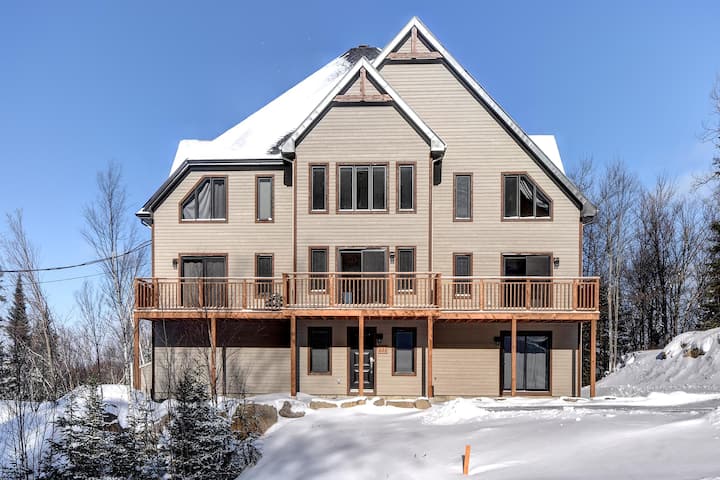 Condo Spacieux 4 Chambres (Près De Mont Tremblant) - Laurentides