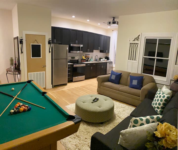 Lovely Fun & Cozy Apt In Downtown Rva With Parking - Richmond, VA