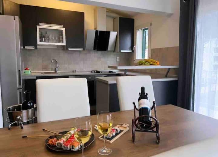 Two Apartments In Same House For Larger Groups - Omiš