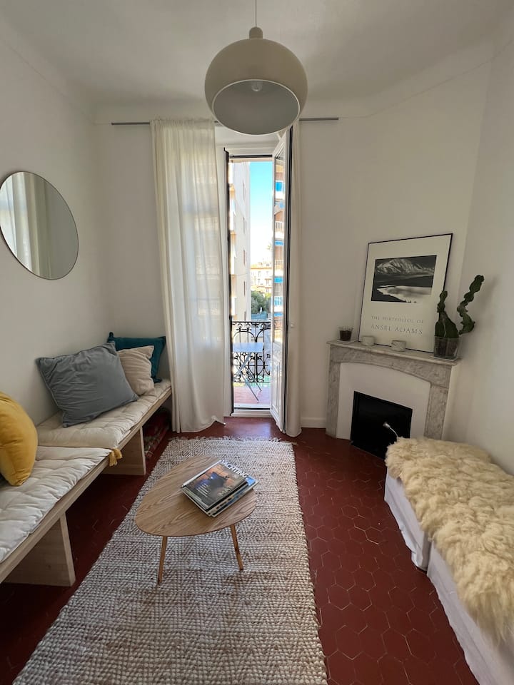 Maison Toesca - Charme Ancien & Balcon Ensoleillé - Cannes