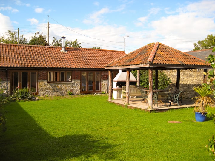 Westbrook Barn Near Glastonbury Festival - Shepton Mallet