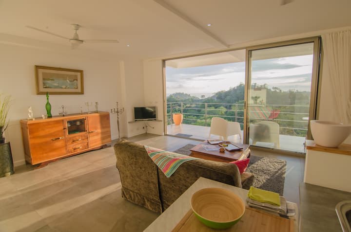 La Maison Blanche: 'Nicoya': Apt 1 Ch Avec Piscine - Playa Blanca, Costa Rica