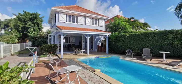 Magnifique Villa Piscine Proche Plage Et Commerces - Martinique
