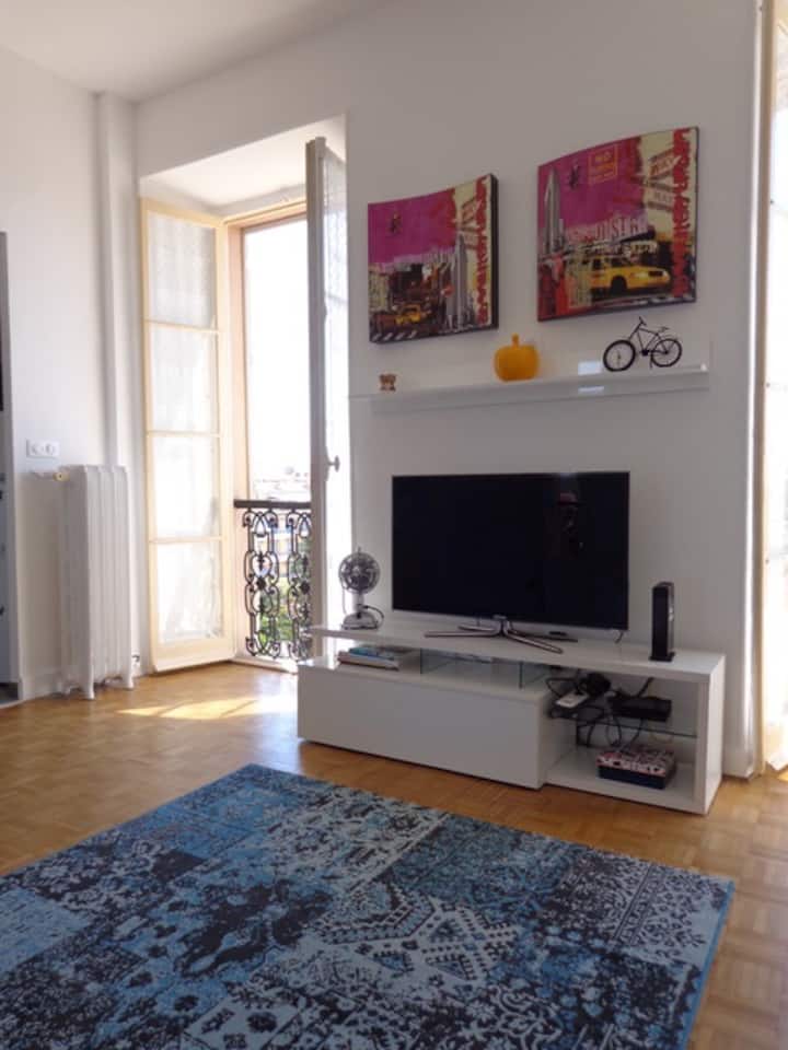 Studio Au Calme Centre Ville  
Plages Commodites - Plage du Borrigo (Menton)