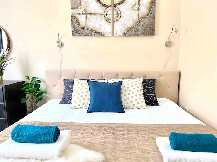 Glorious Apartment W/ Ac @Synagogue - 부다페스트