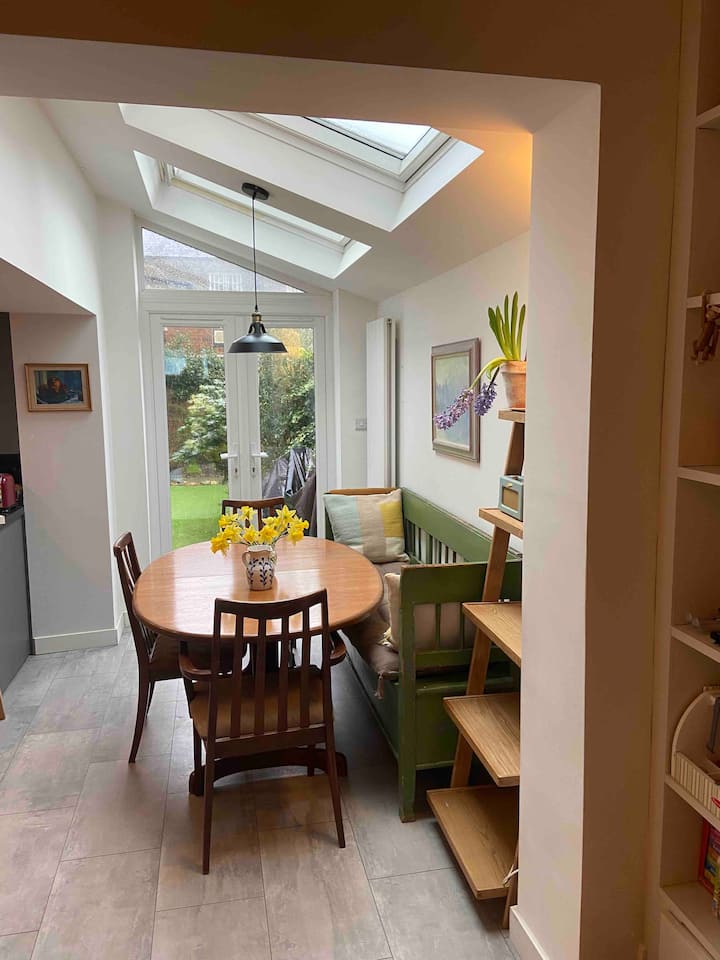 Cosy Cottage By The Sea - Brighton