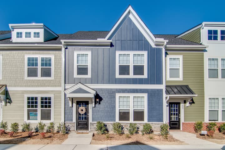 Downtown Row - Flexible Furnished Townhome - Wake Forest, NC