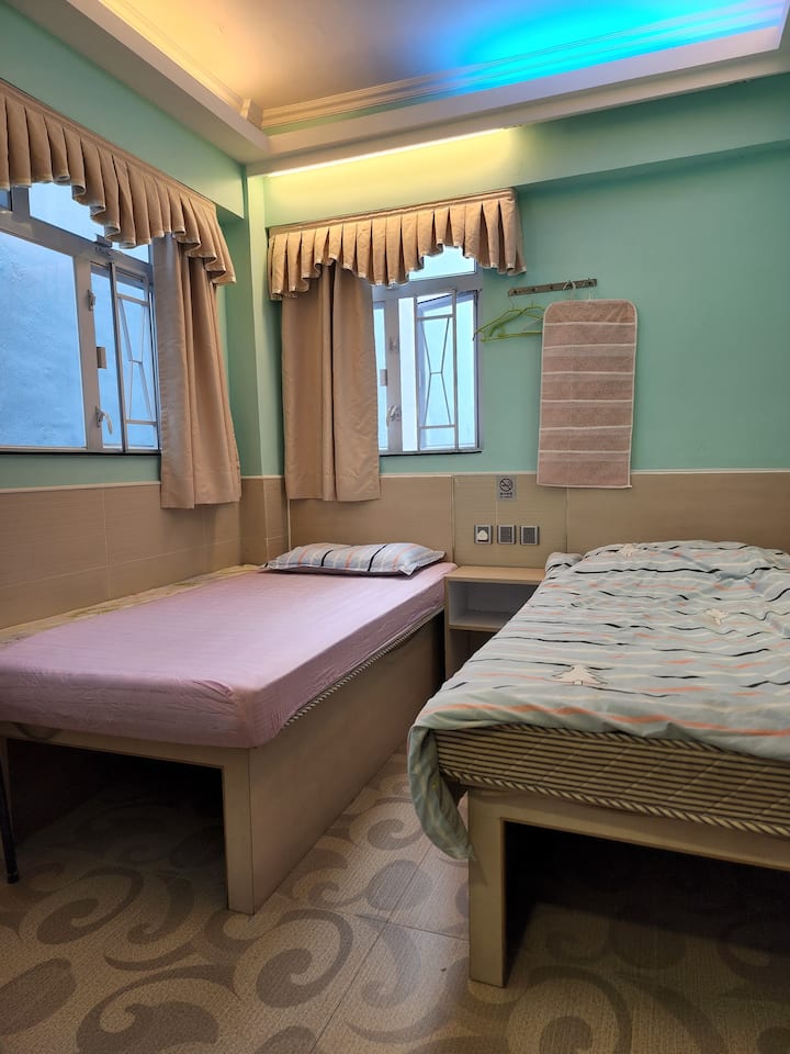 Lucky Day Double Bed Room 18 Deluxe Twin Room - Jordan