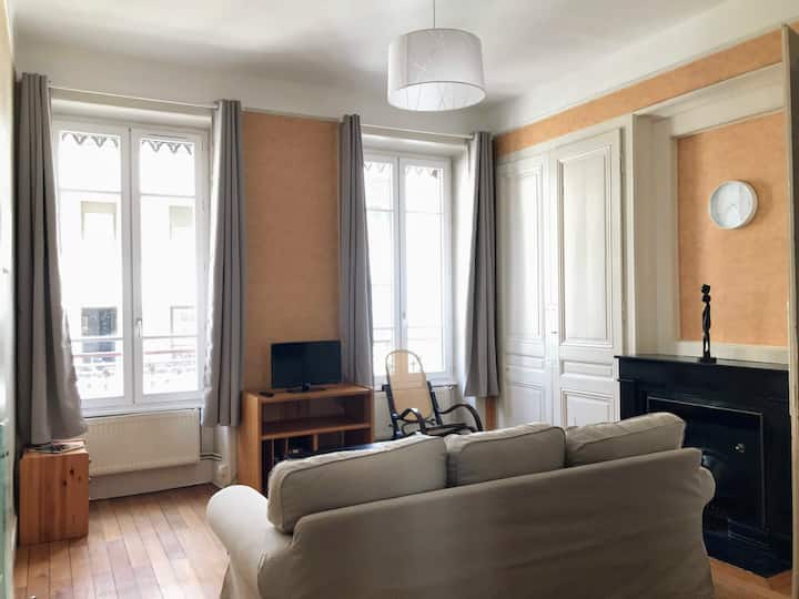 Appartement Proche Part-dieu - ibis Lyon Carre De Soie