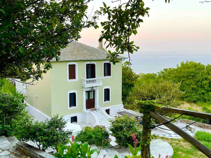 Mountainside Villa With Sea Views - Griechenland