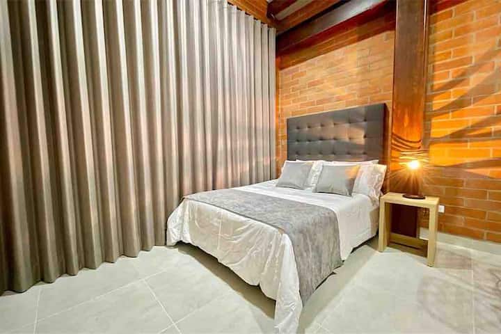 705 Luxury Loft In Laureles, Medellín - Medellín, Colombia