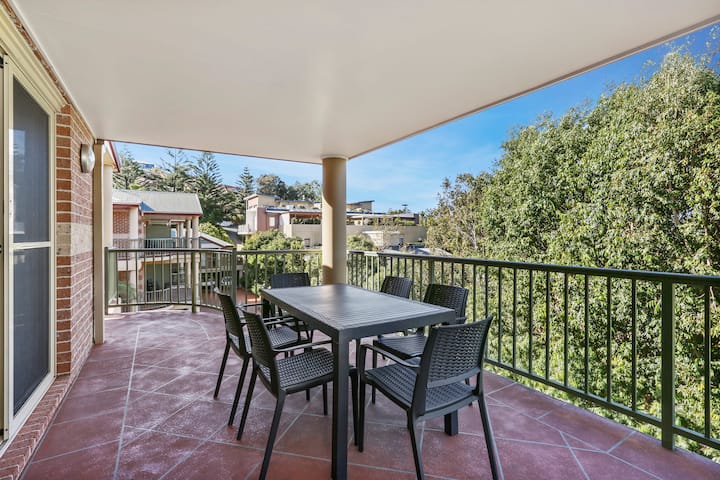 Terralong Terrace 2 Bedroom Poolside Spa Apartment - Kiama