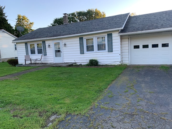 Cute Little Home Away From Home - Fredonia, NY