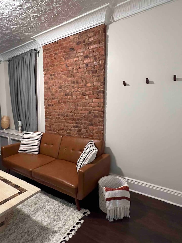 Un Nid Douillet De 2 Chambres à Ridgewood - New York, NY