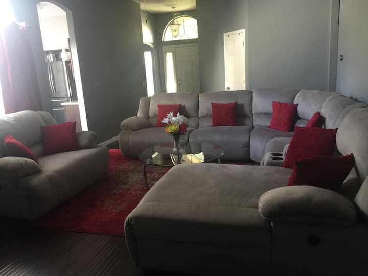 A Great Room With Fully Furnished House Near Dfw - Carrollton, TX