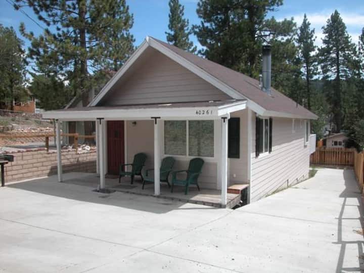 Walk To /Lake/village/sledding 2+2 Central Bbl - Big Bear Lake, CA
