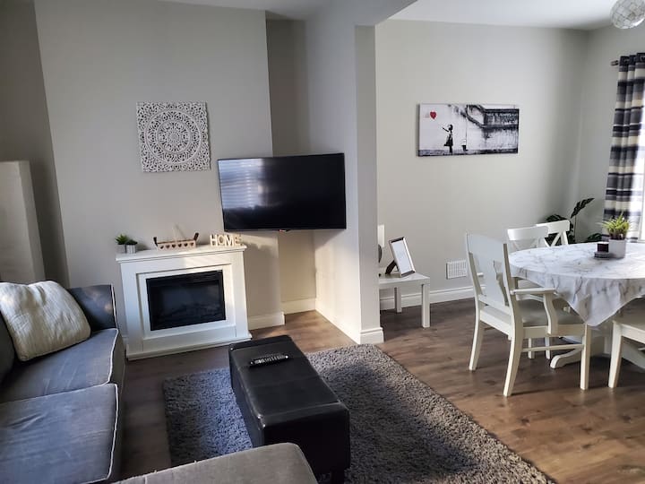 Derry City Center House - Derry