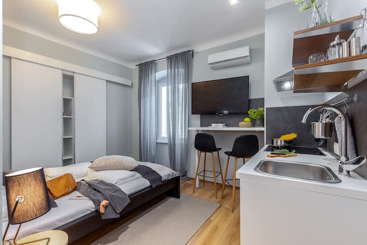 Adria Square #2 - Rijeka