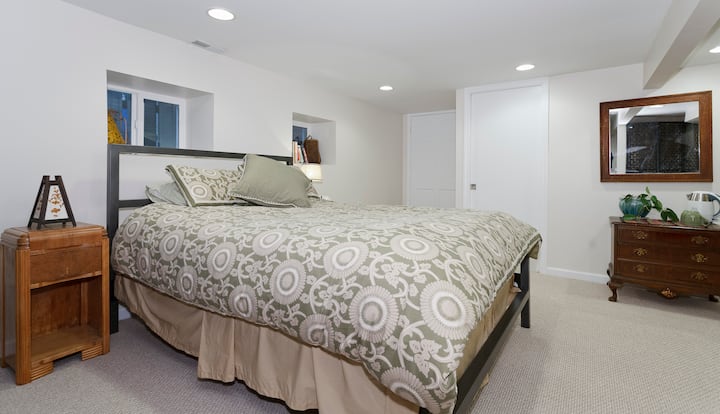 Coach House Wicker Park- Bucktown - Chicago, IL