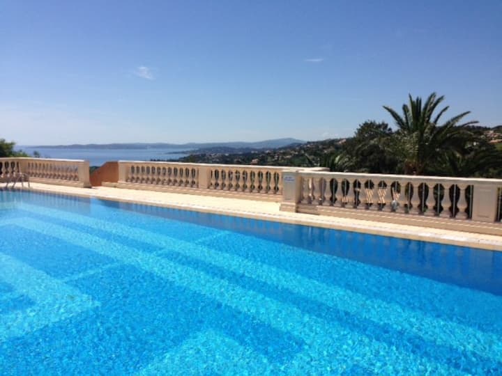 Les Issambres: Location Avec Piscine/tennis/pkg - Roquebrune-sur-Argens