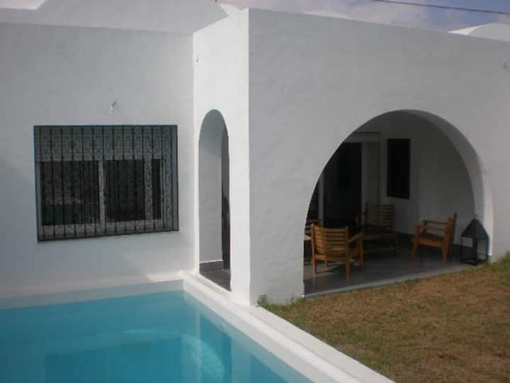 Villa De Charme Avec Piscine - Hammamet