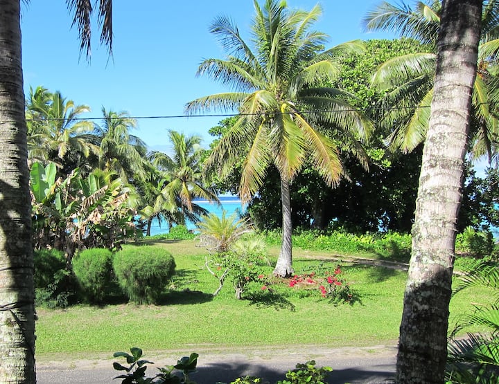 Large Open Planned Apartment - Rarotonga