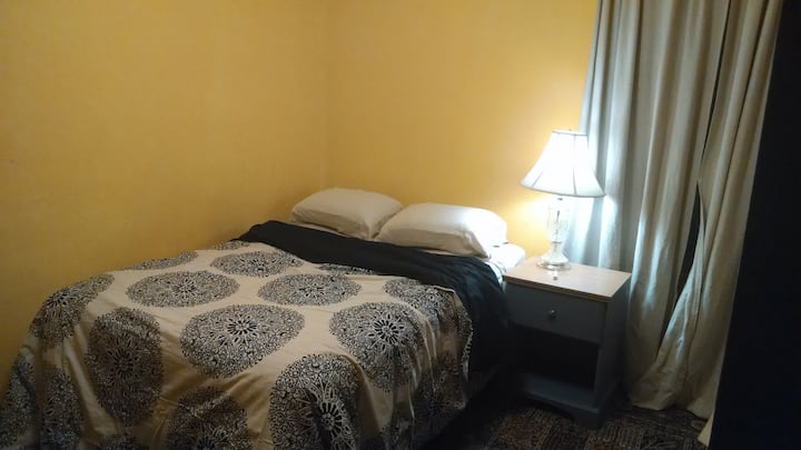 Simple, Comfortable, Clean. - Cambridge, MA