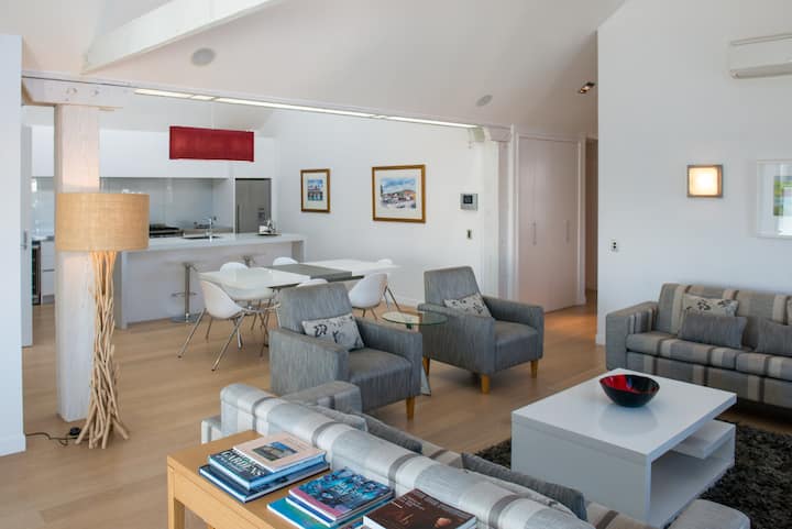 Loft Apartment In The Heart Of Ahuriri - 內皮爾