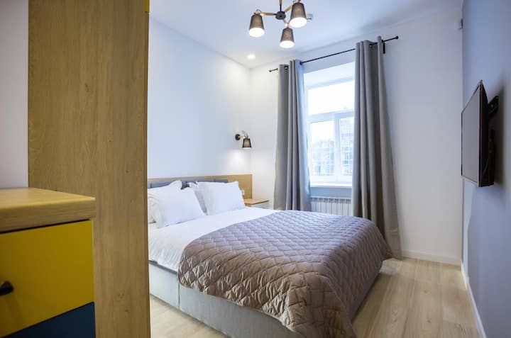 Cozy Standard Apartment With A View Of The City - Kyiv