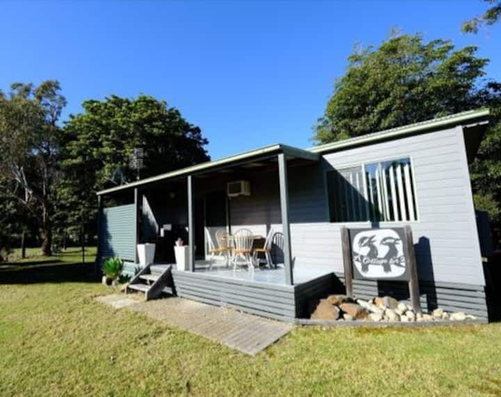 Adorable Cottage For Two, Short Walk To The Beach - Marlo