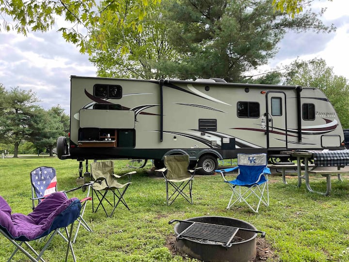 Spacious, Family-friendly Rv Glamping Experience - Ocala, FL